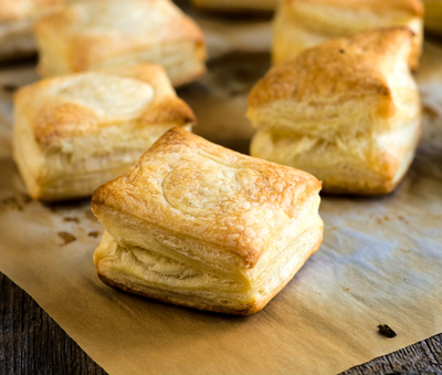 Puff pastry: nutrition data, where found and 120 recipes