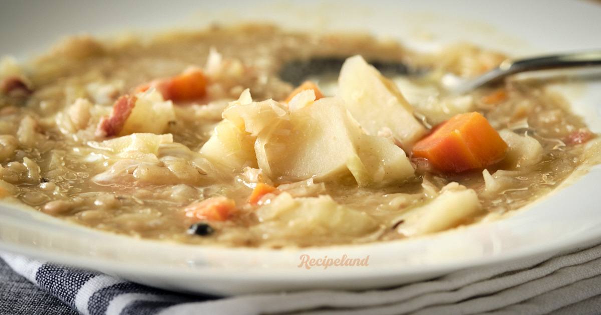 Ukrainian Bean Soup (with video) Recipe